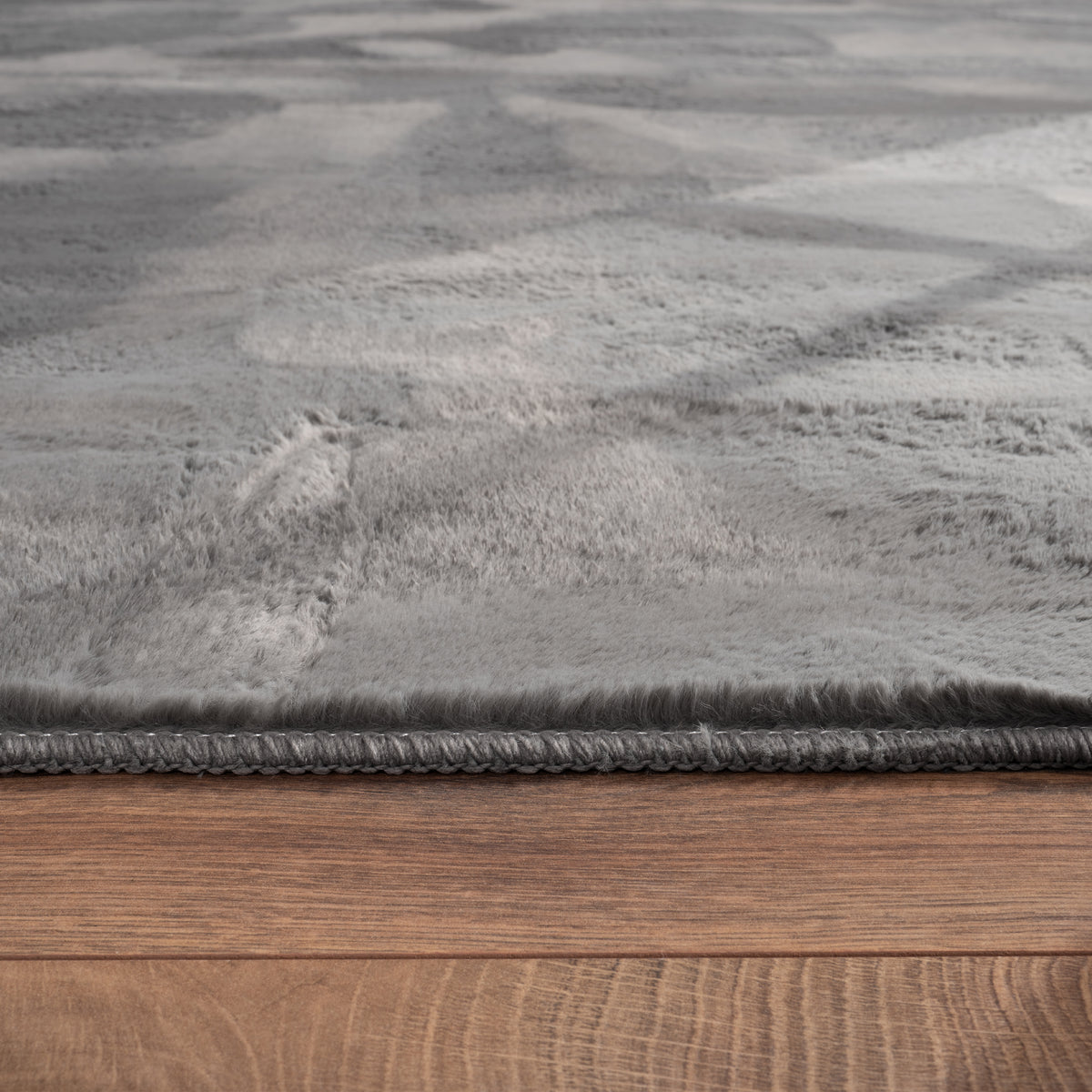 SOFT 380 ANTHRACITE – Paco Home Rugs